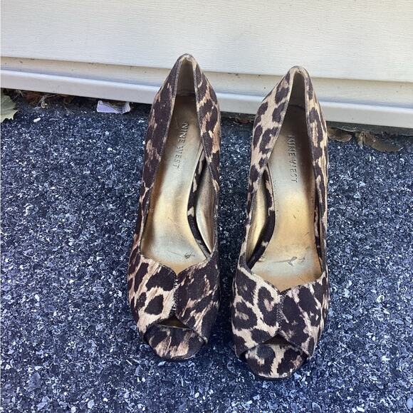 Nine West | Shoes | Leopard Print Satin Mid Heel Round Toe Pump Size ...